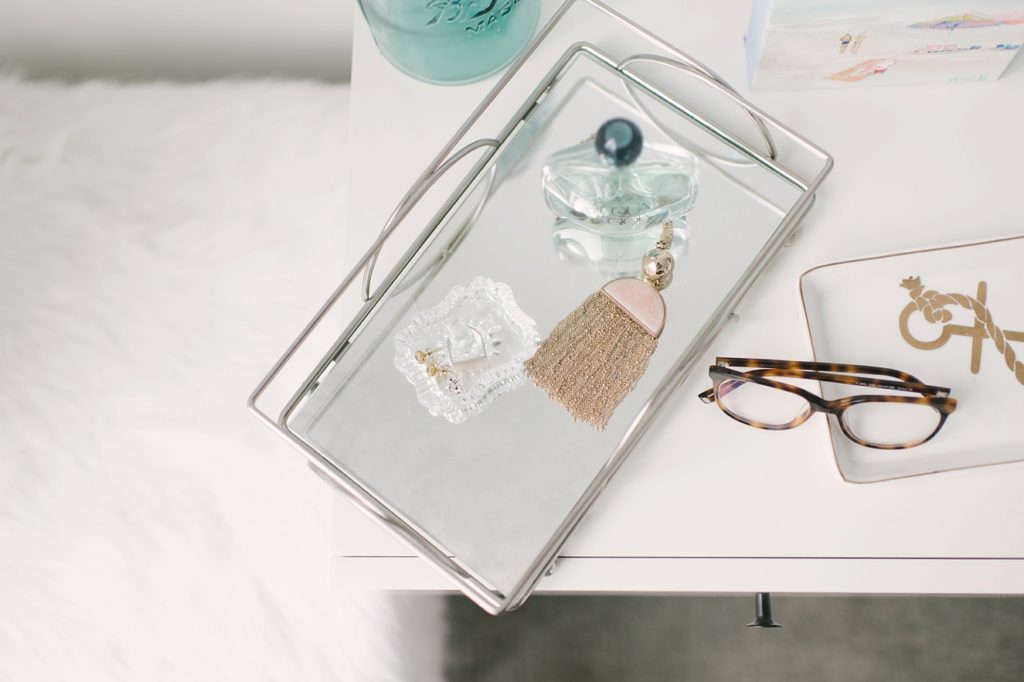 7 Rock Solid Reasons You Need a Virtual Assistant — Natalie Franke